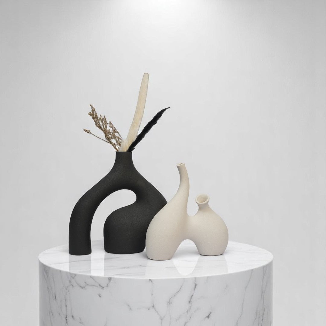 Obsidian Arc Ceramic Vase – Interior Square
